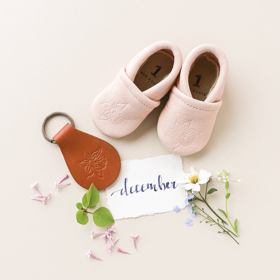 Birth Flower Slip-on Baby Shoes - Blush – Sun & Lace